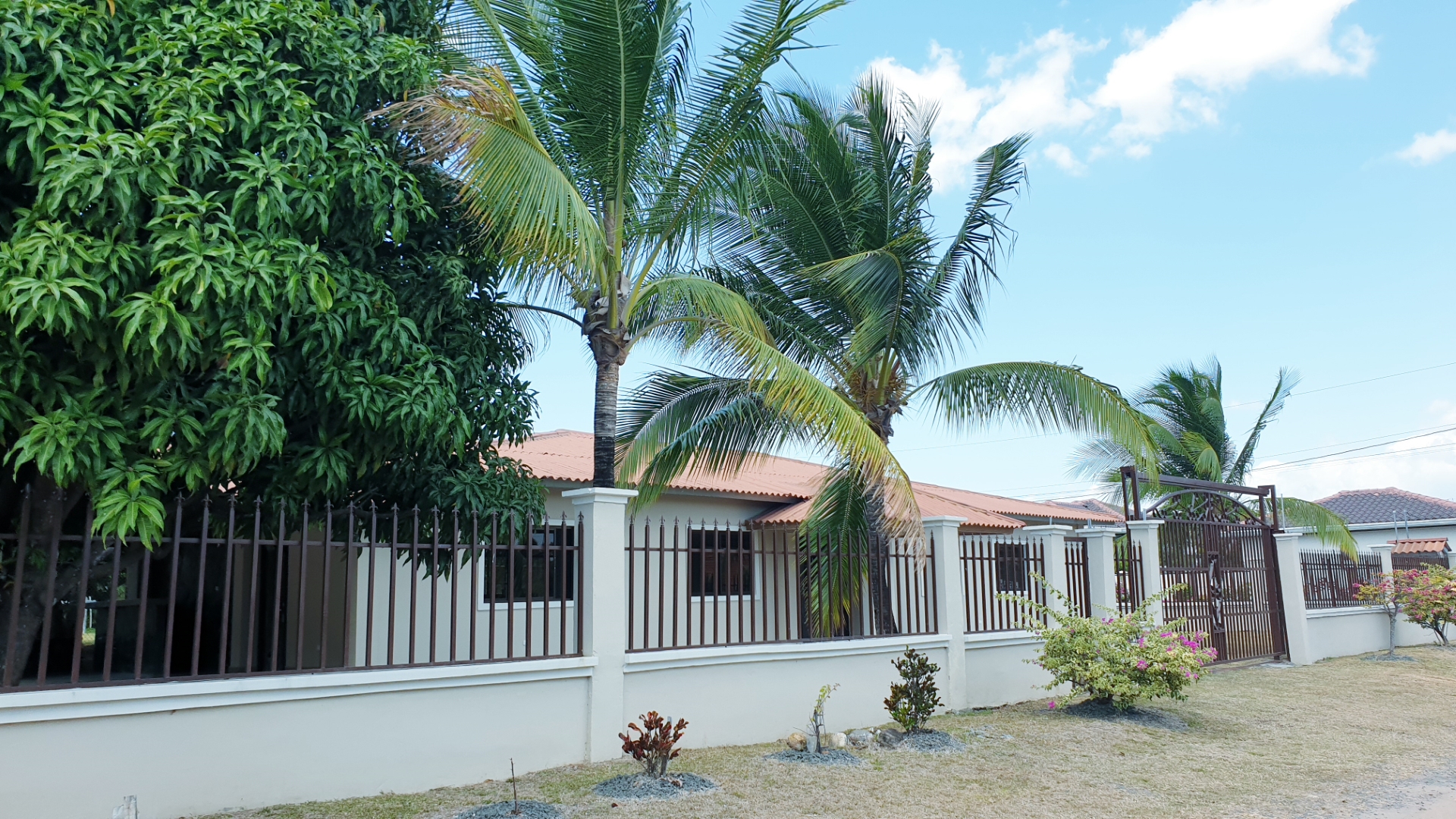 A NEWLY RENOVATED AND SPACIOUS FAMILY HOME FOR SALE IN SAN JOSE, SAN ...