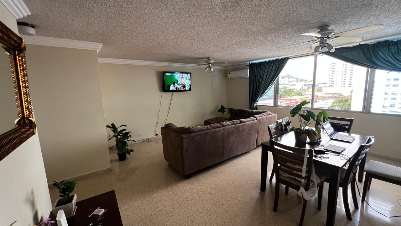 Apartamento en el Edificio Milano II - Panama Tropics Real Estate